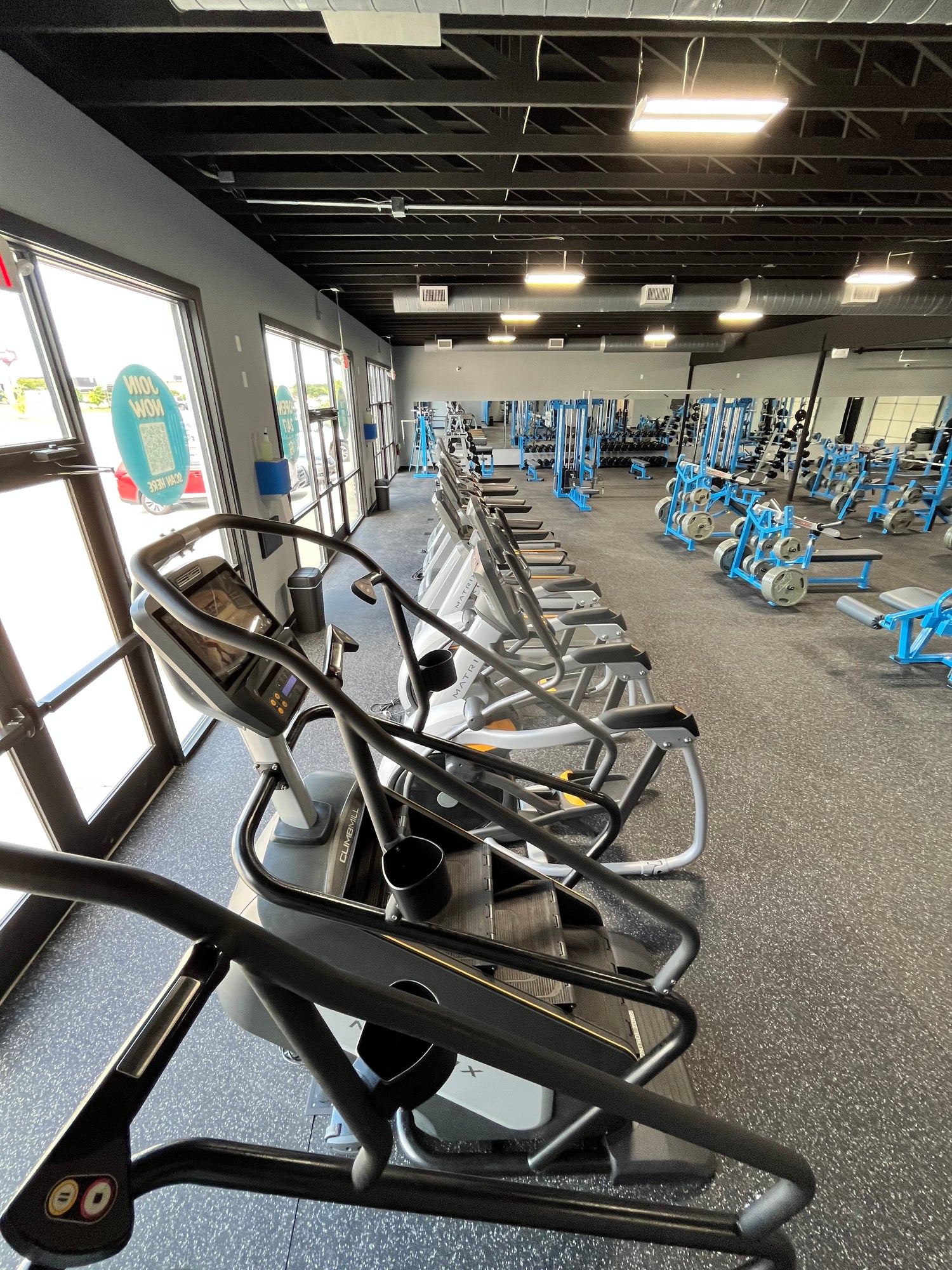 Clarksville gym 24 hour fitness activewear apparel and accessories ...